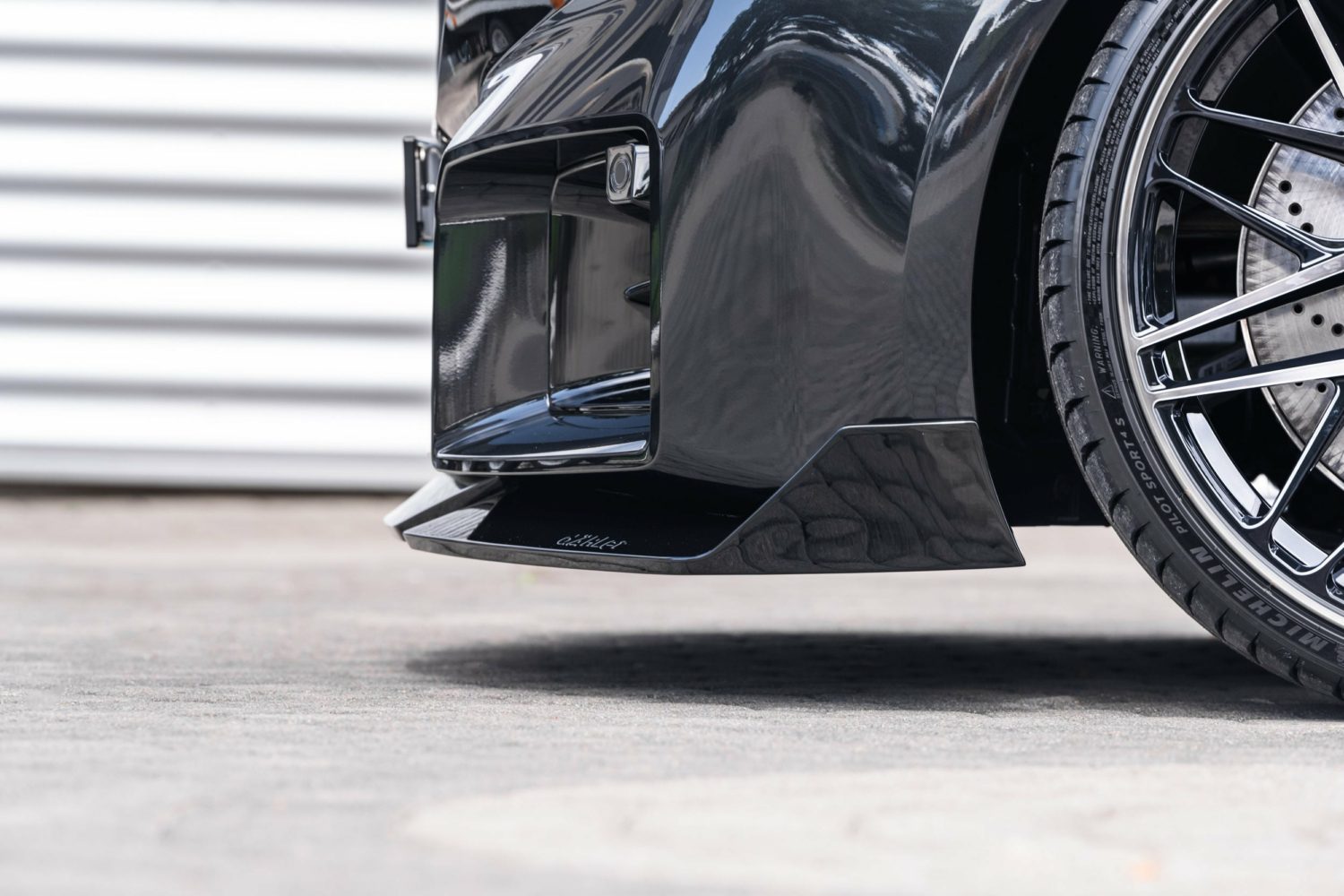 M2 Front Lip made from carbon fiber for the G87